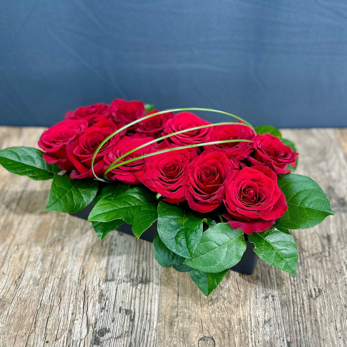Dozen Pavé Roses – The Blooming Idea